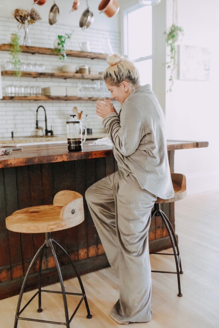 SKIMS Review and Top 10 Pieces - KatWalkSF